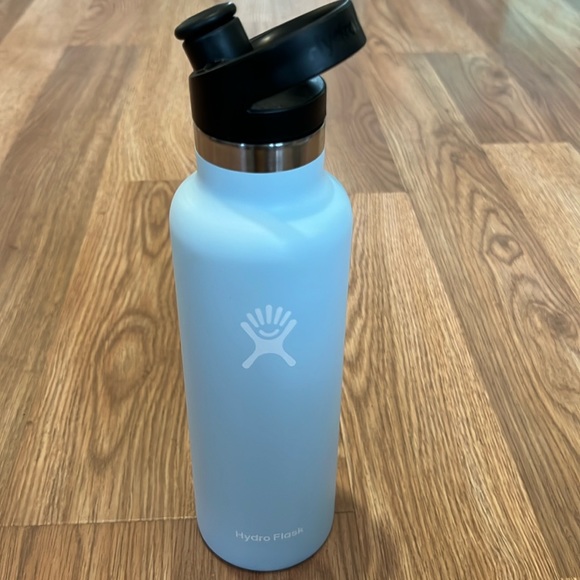 Hydro Flask | Dining | Hydro Flask 2 Ounce With Sport Cap In Frost ...